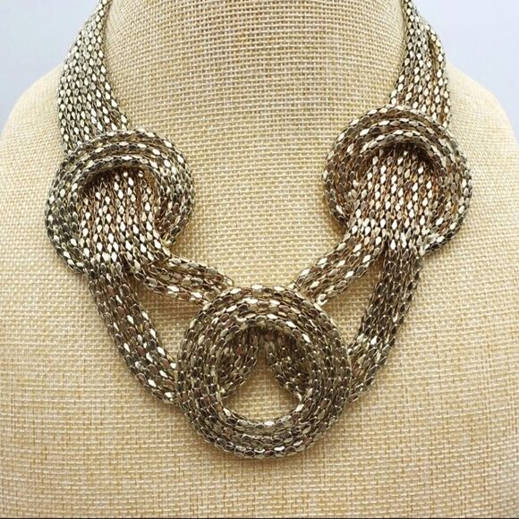 Erica Lyons | Jewelry | Erica Lyons Necklace Gold Tonemesh Chain Round ...